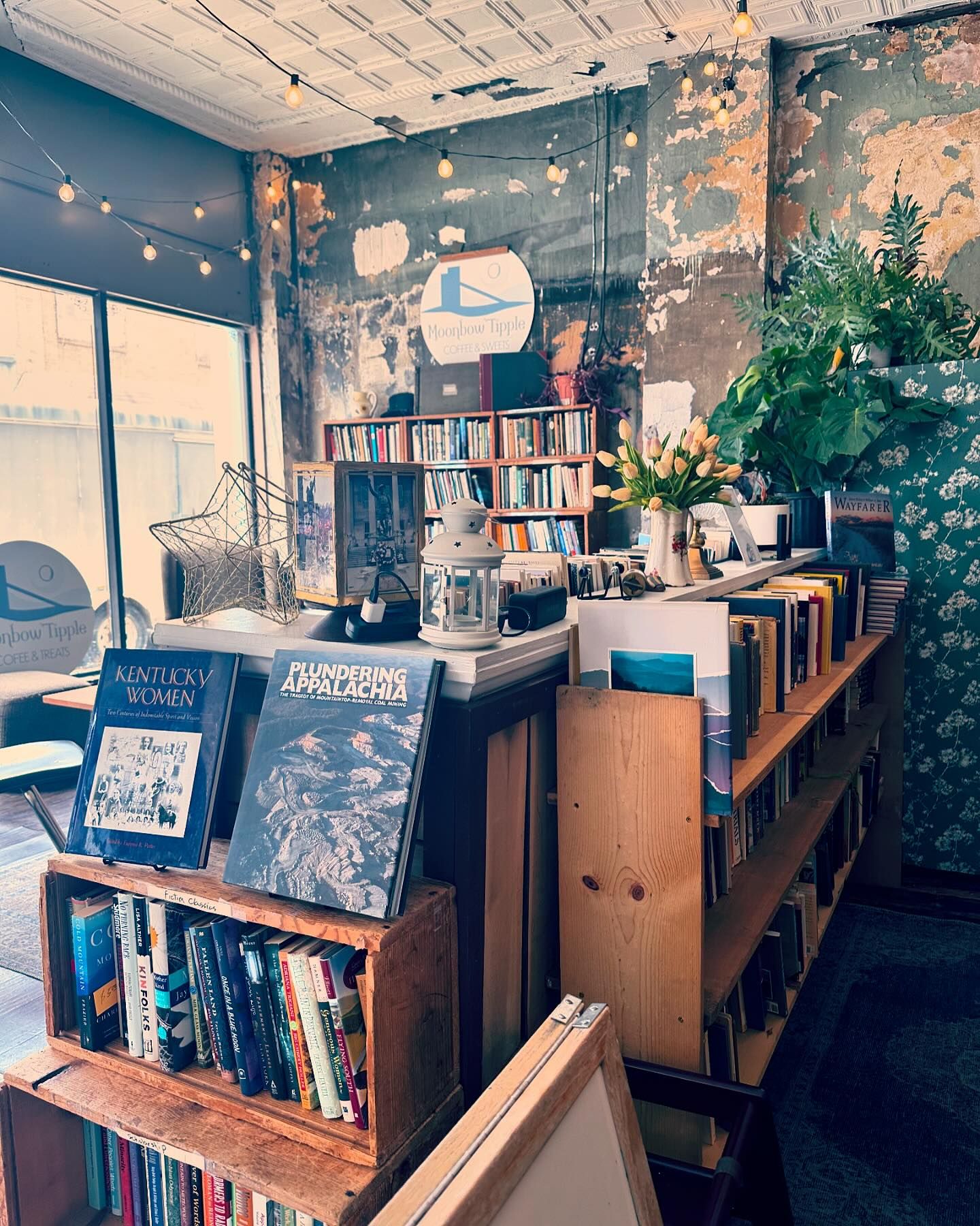Moonbow Tipple Cafe & Books - Harlan County